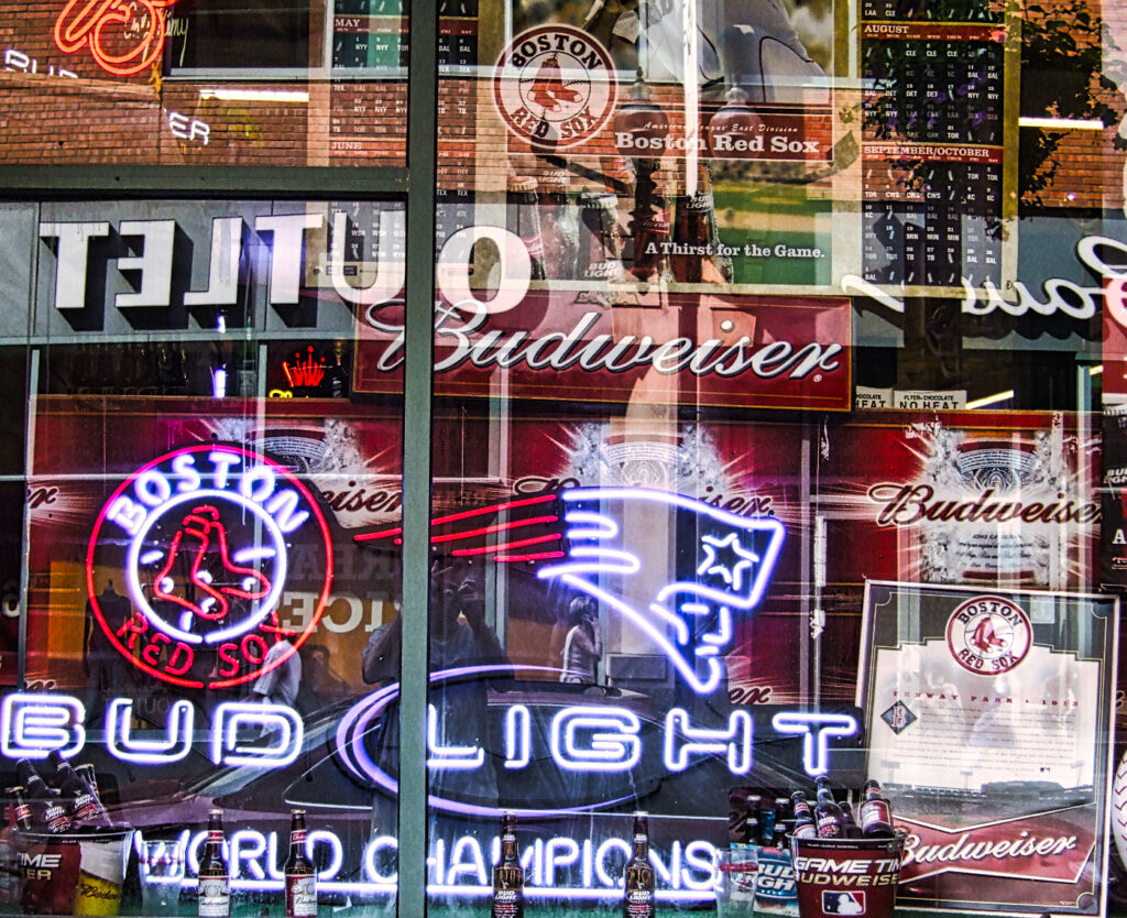 Bud Shop - Albert Mora. Official Website